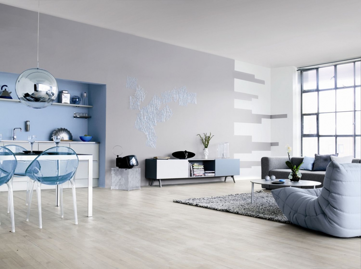 Ściany w salonie. Wybierz modne szarości