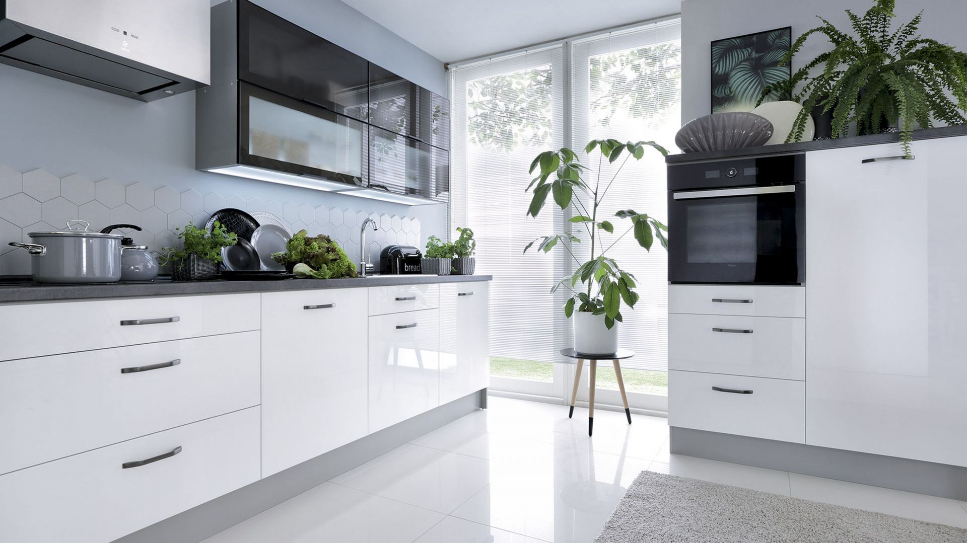 10 pomysłów na białe meble do kuchni